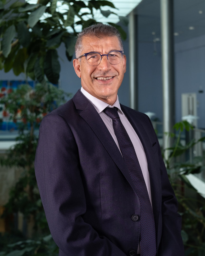 Dr Christos Christou